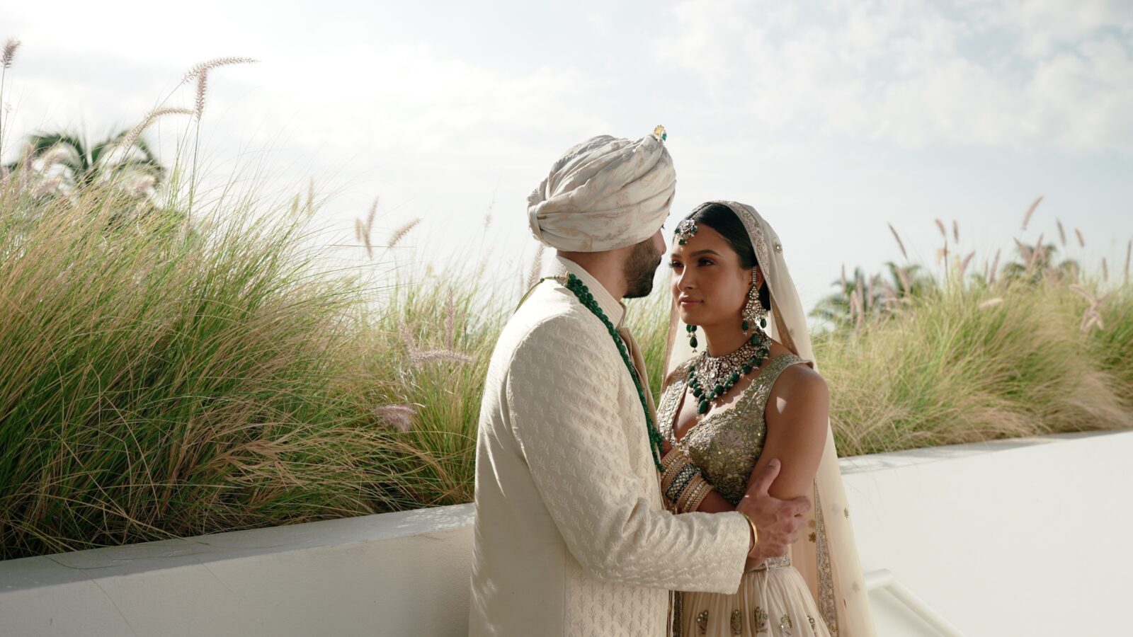 Outsourcing - wedditor.com